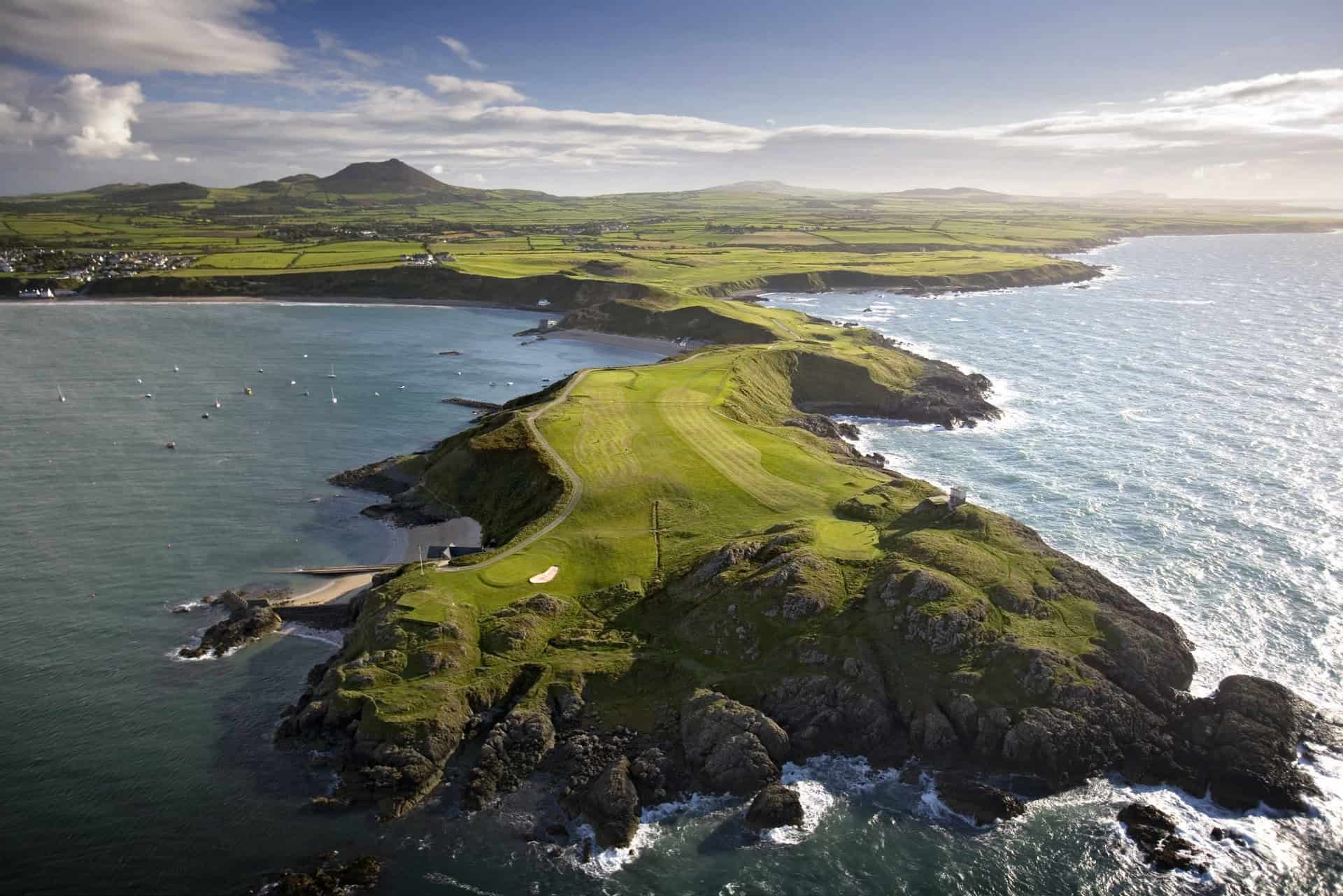 The most spectacular golf courses in the British Isles - National Club ...