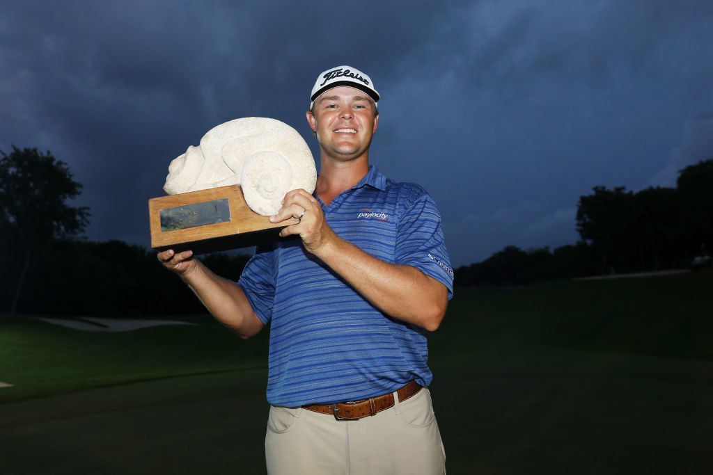 Kizzire holds off late Fowler charge to take maiden victory