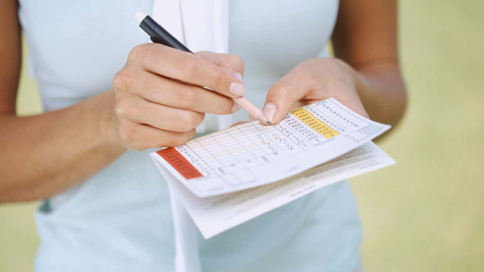 Golf scorecard marker rules: Who can mark your card in golf? | National ...