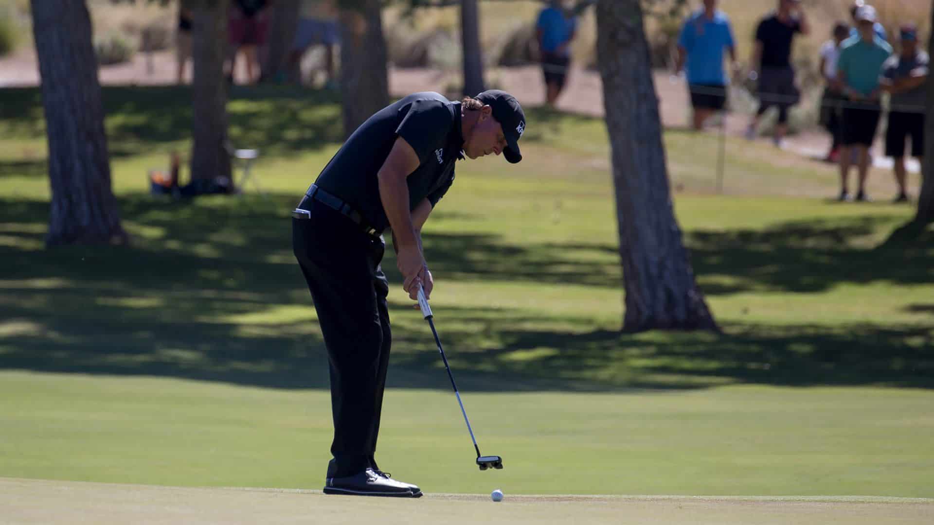 Phil Mickelson's putter revealed – and we got our hands on it ...