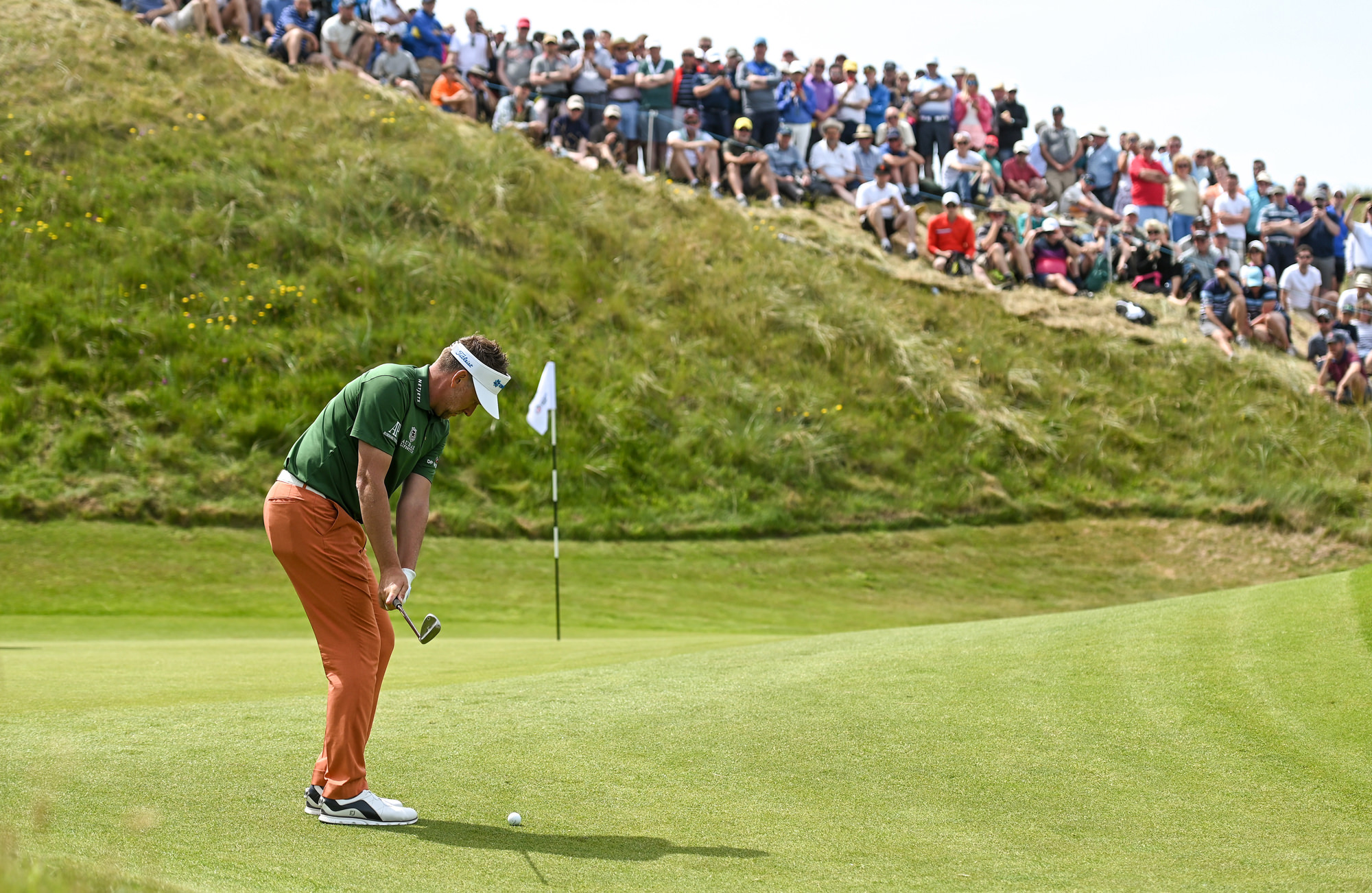 Short game tips with Craig Fricker: Pressure chipping game - National ...