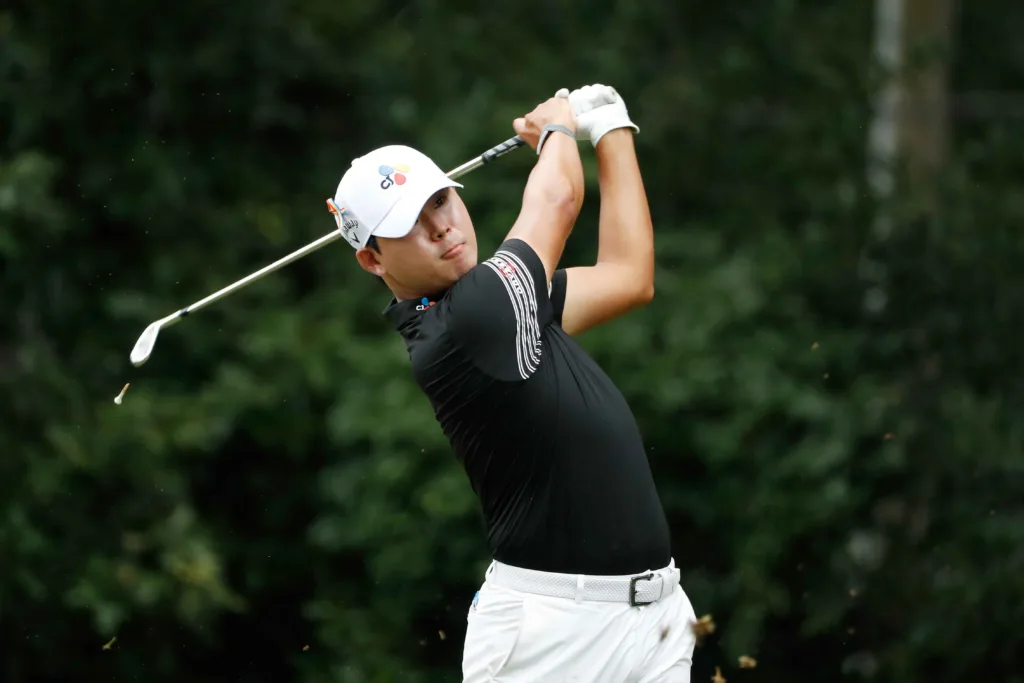 Si Woo Kim suffers agonising lip out for second ace in the same round - National Club Golfer