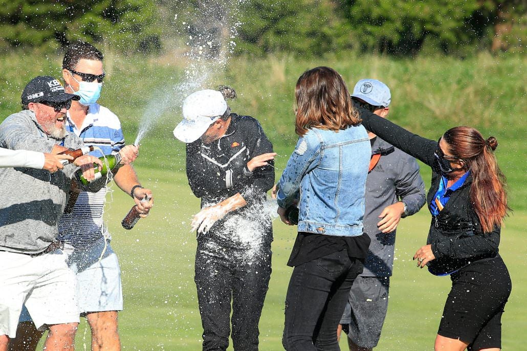 'The best kiss I've ever had!' Mel Reid gets her hands on an LPGA ...