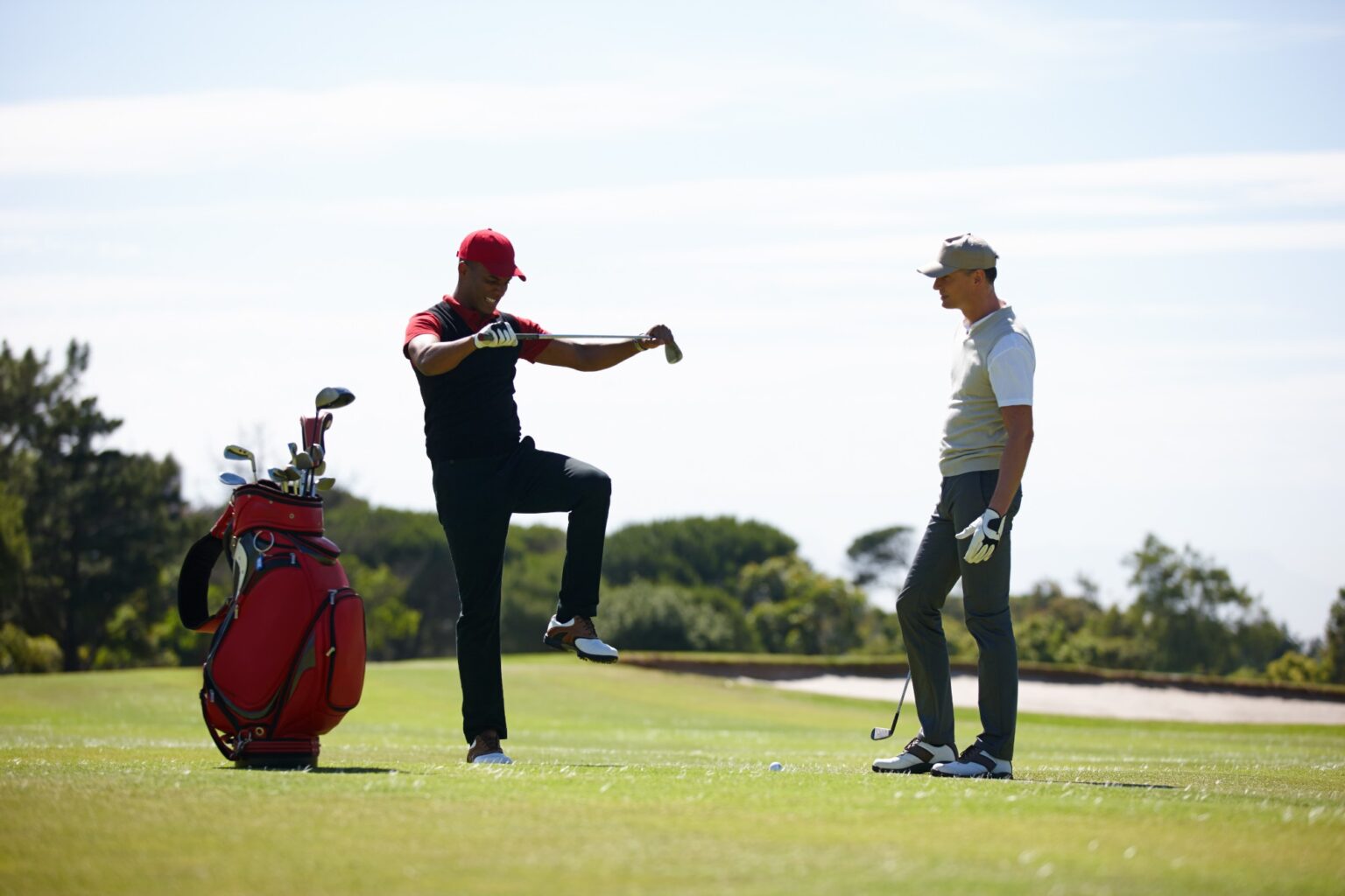 Amateur golfer suffers brutal collapse at qualifying event | National ...