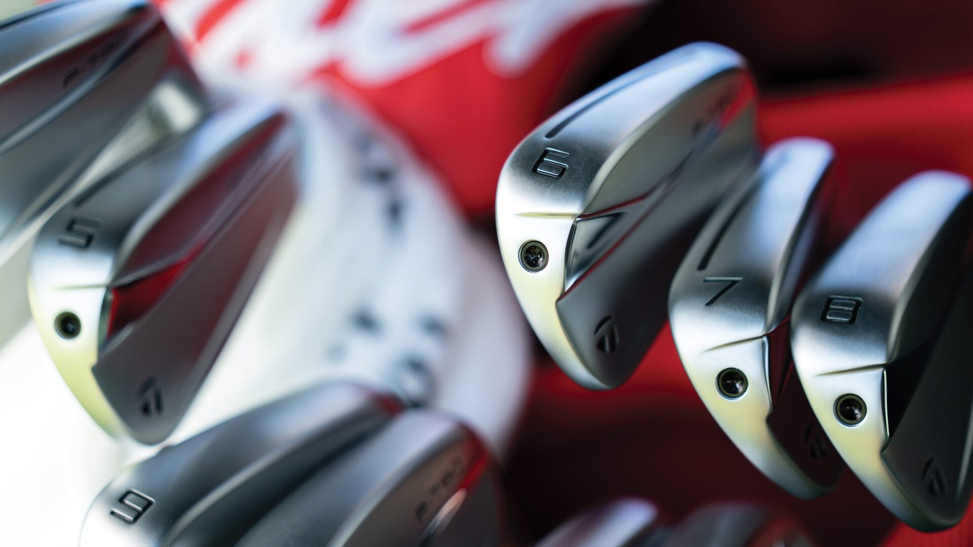 The difference between blade irons and cavity backs – and which are ...