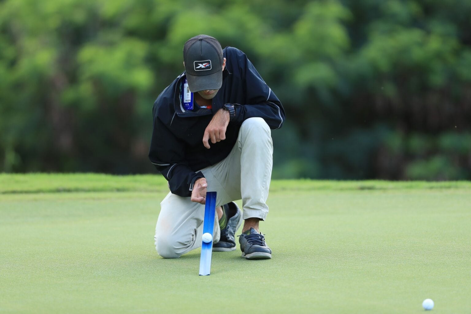 What is a Stimpmeter and how does it measure green speeds? | National ...