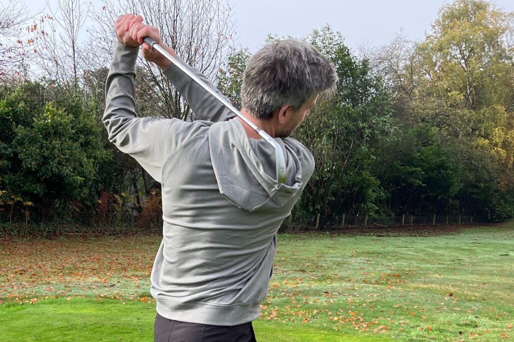Reflo Lapter hoodie review: Stylish and sustainable golf apparel ...