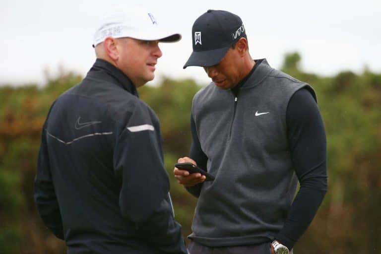 Golf mobile phone rules: What can't I look at on my phone? | National ...