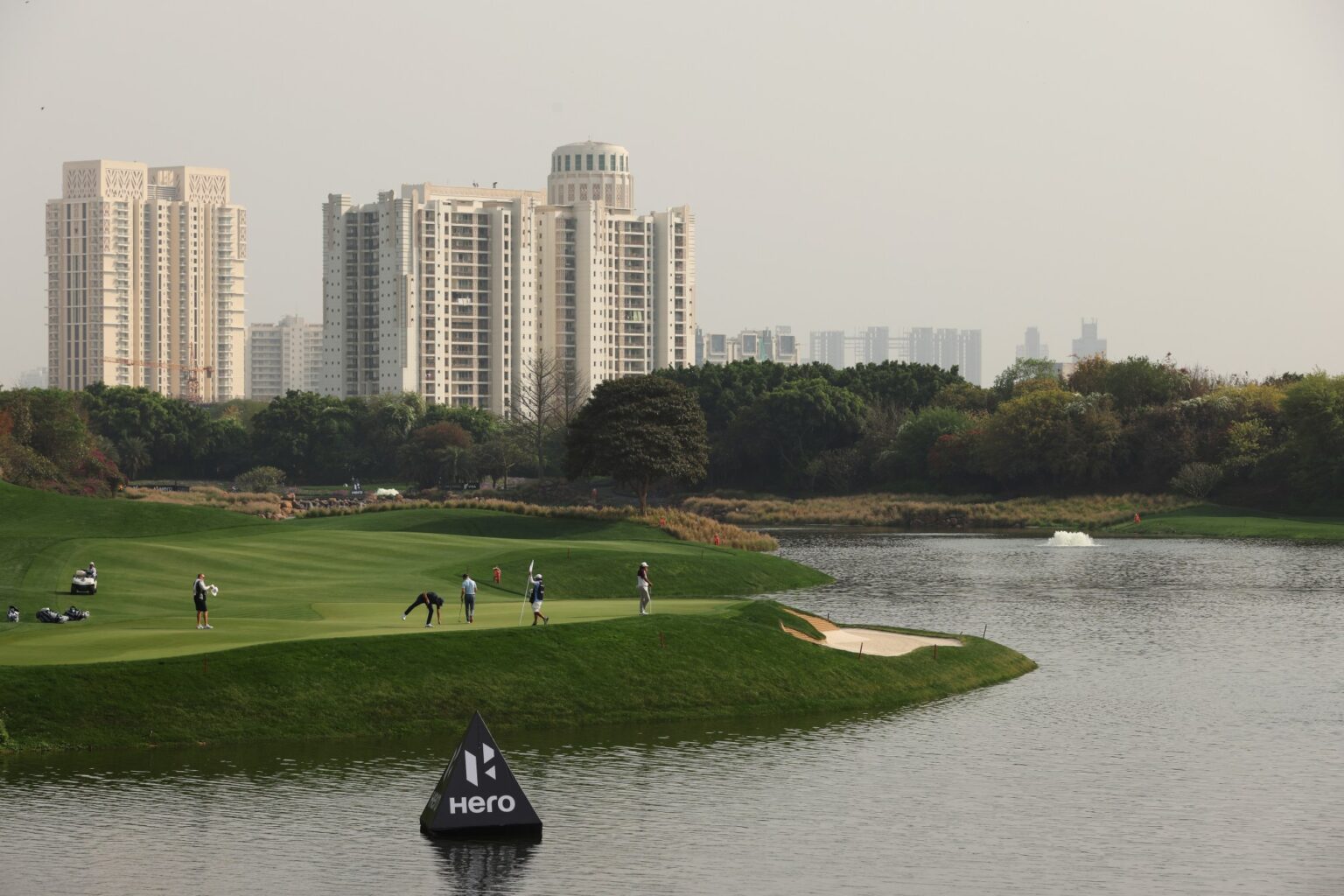 DP World Tour: Why are LIV Golf players allowed to enter this week?