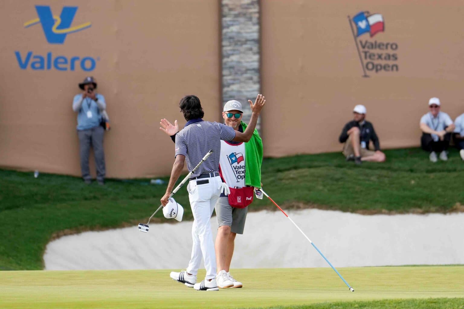 Grace Charis golf: Meet one of the most popular golfers in the world