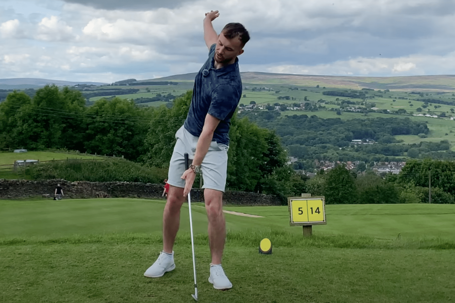 How To Keep Your Head Still In The Golf Swing - NCG | National Club Golfer