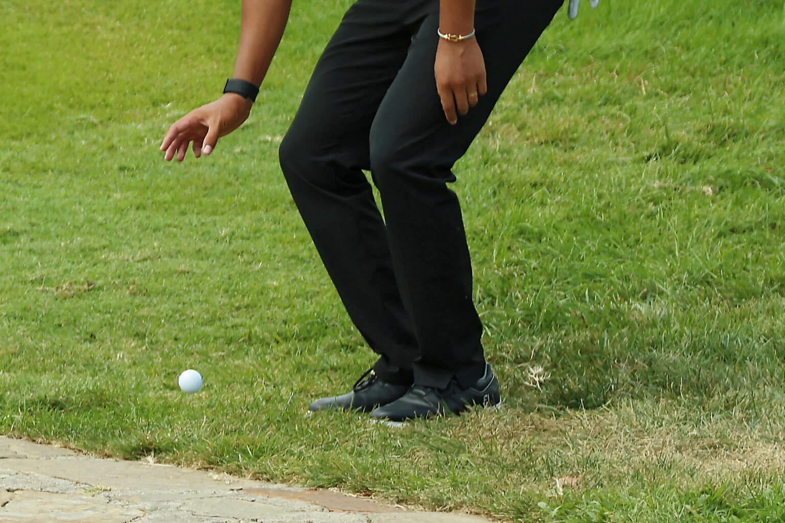 Golf relief area rule: Can you manufacture a drop to get a better lie? - National Club Golfer ...