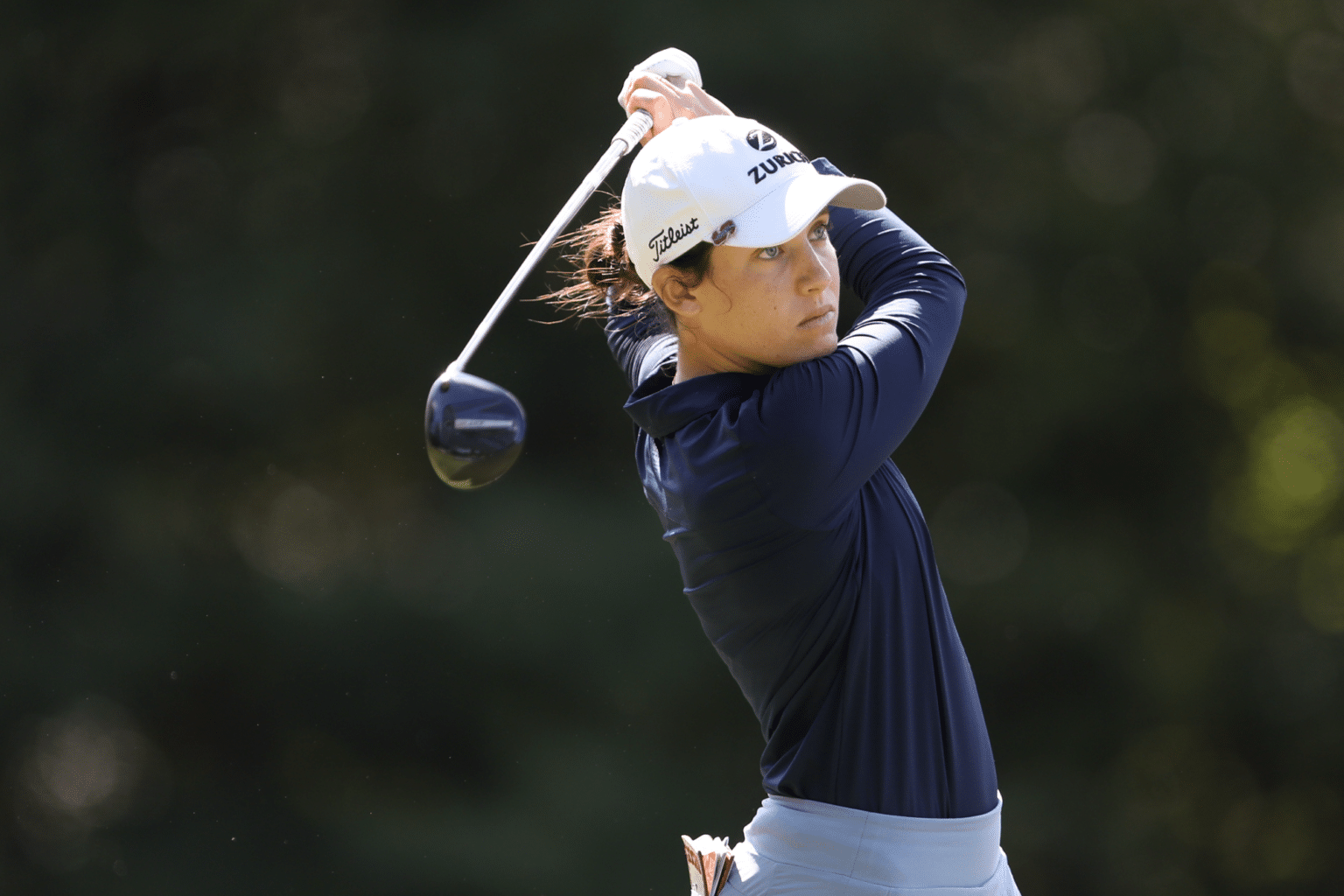 What is the difference between a scratch golfer and the average club ...