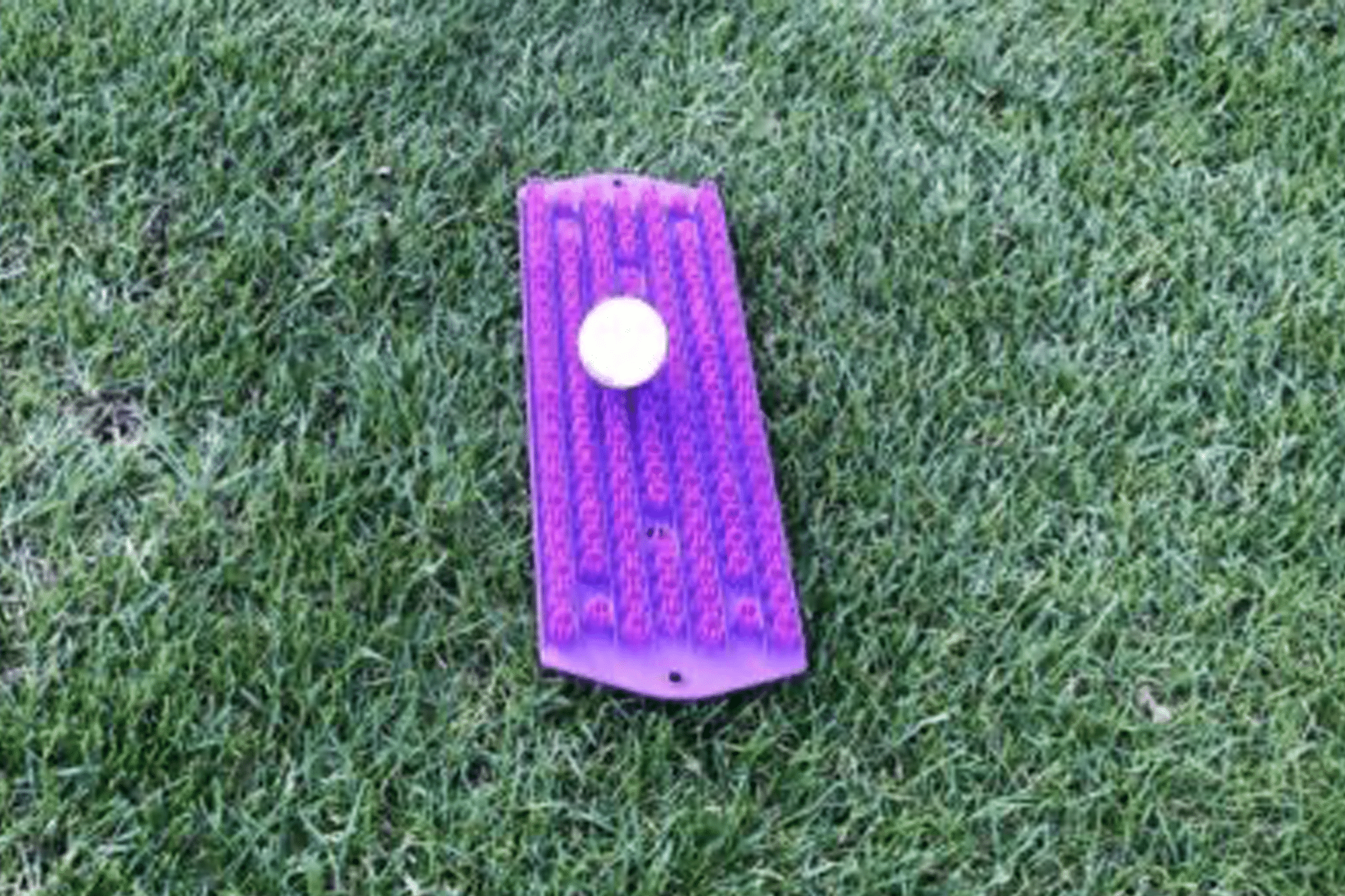 Should golfers be forced to use winter golf mats? - National Club ...