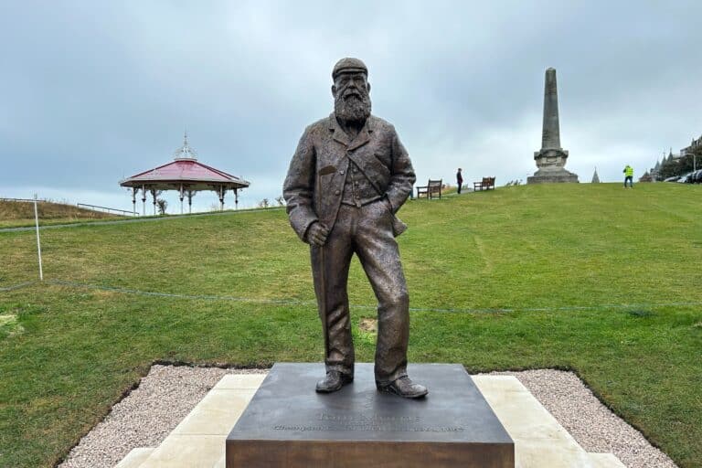 Golf statue: Is this Old Tom Morris monument the best in the game ...