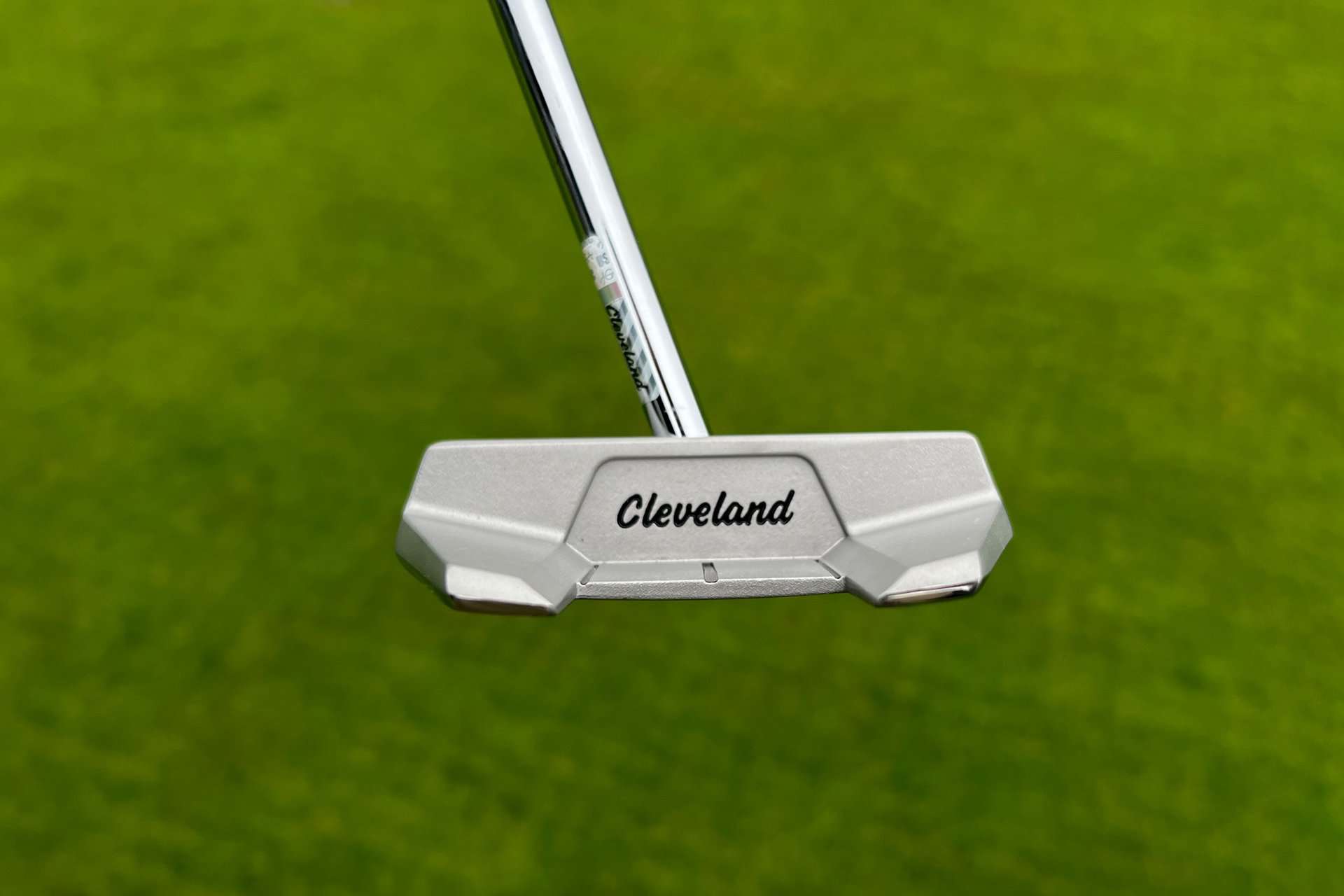 Cleveland HB Soft 2 11C Putter Review: Struggling with long putts? Try ...