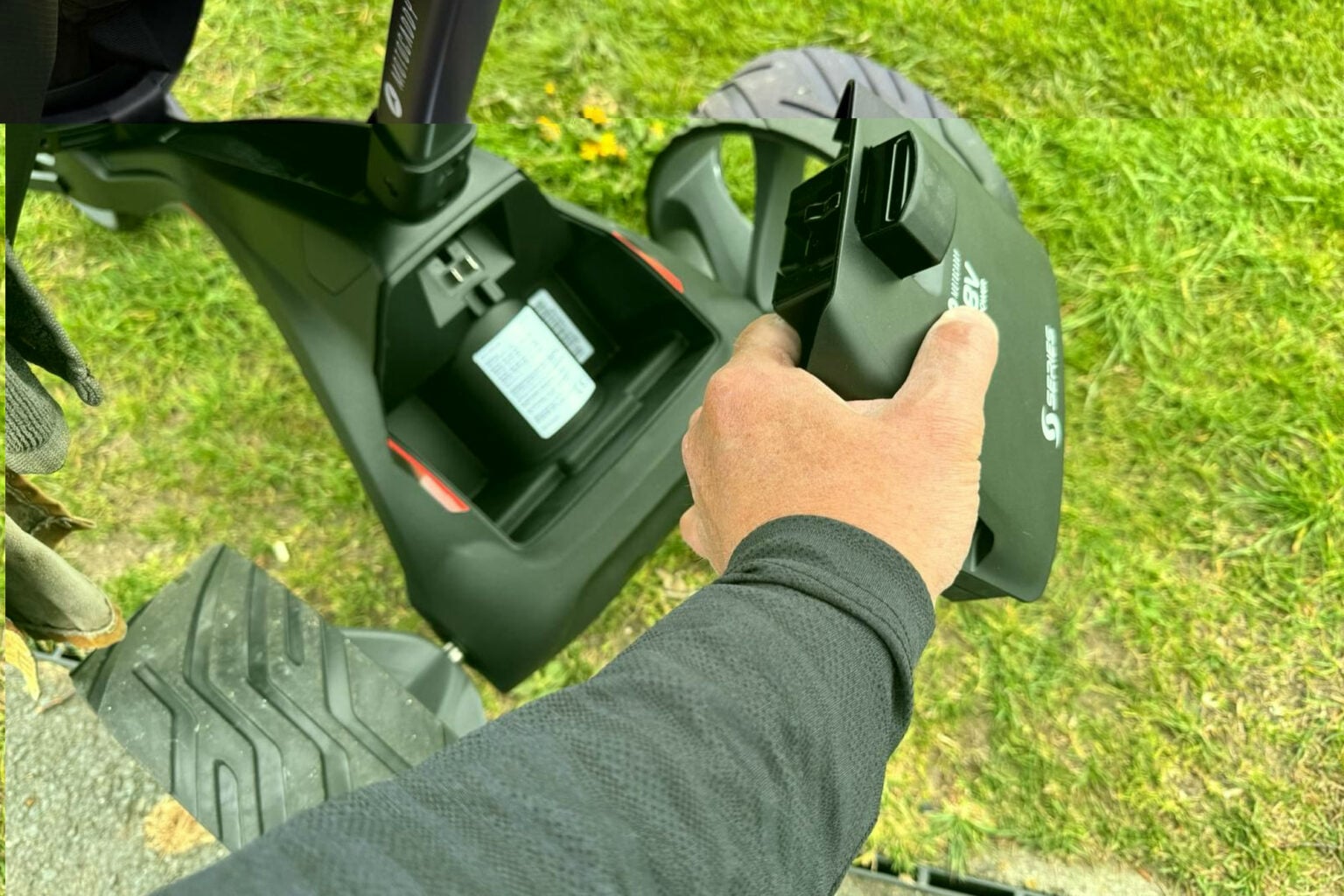 Motocaddy S1 2025 Electric Golf Trolley Review: Single-click ease and ...