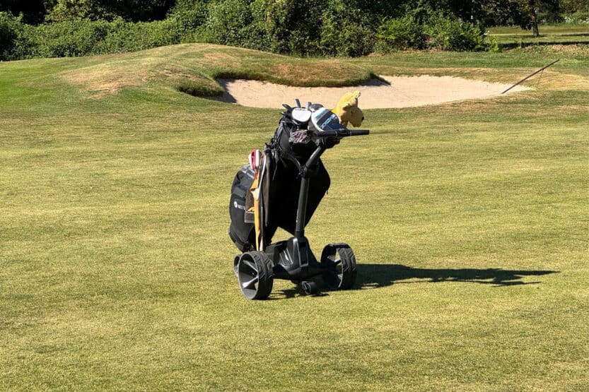 Motocaddy M7 2025 GPS Remote Electric Golf Trolley Review: A Rolls ...