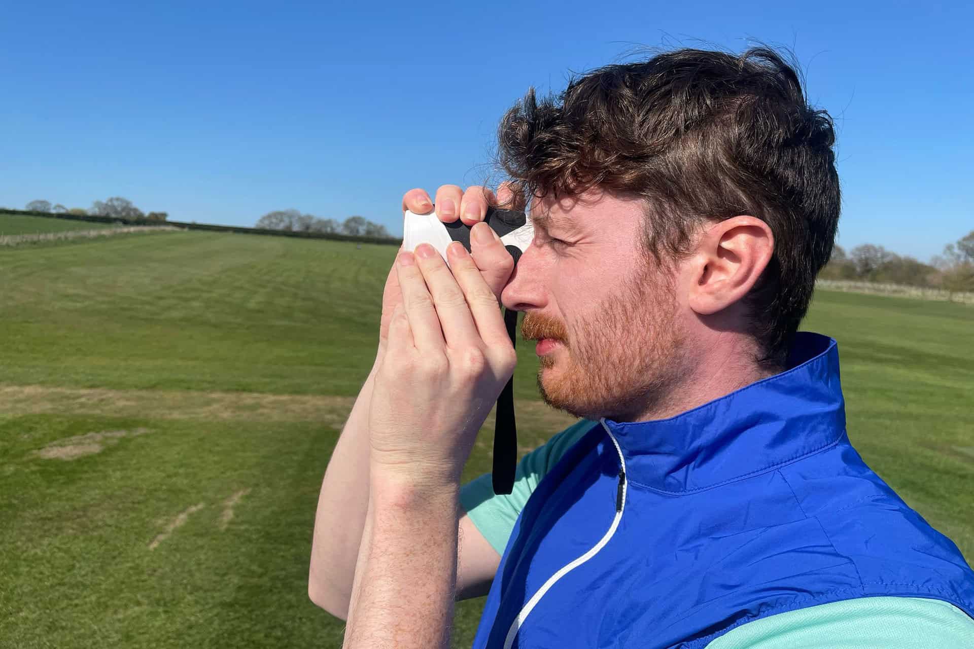 Meet the smallest Golf Rangefinder from Peakpulse but with one big problem!