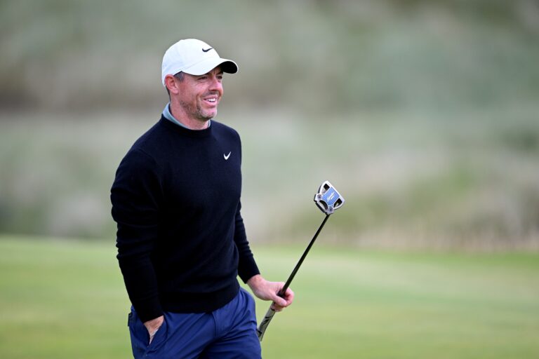 Is it right to compare Scottie Scheffler with Tiger Woods?