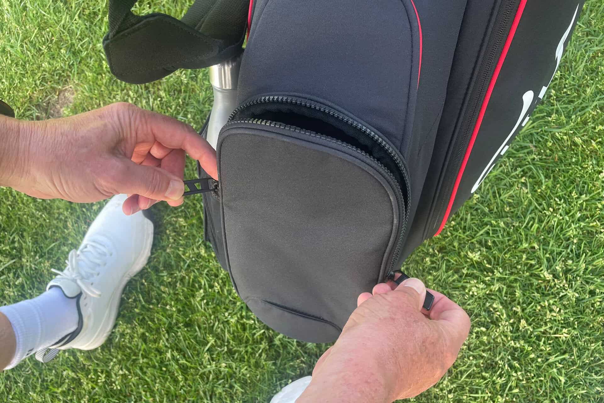 Titleist Players S4 Stand Bag 2026 Review: The perfect carry bag for ...
